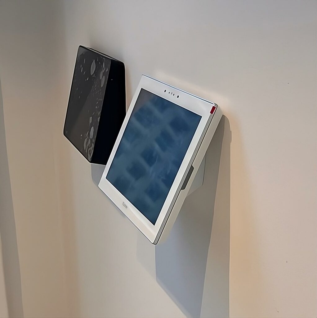 Extron TPL1025M Compatible Angle Wall Mount – Custom Mounts